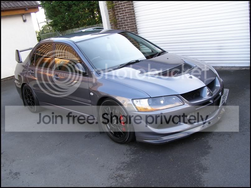 Some pics of my Gunmetal Evo 8 MR | Detailing World Forum