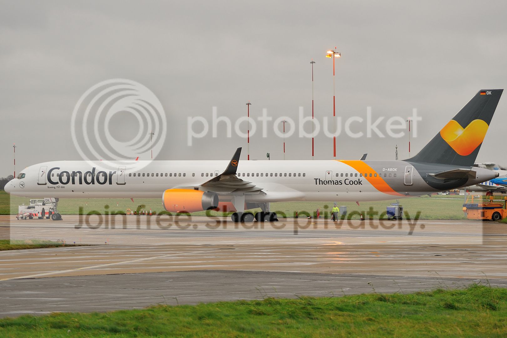 Finally Captured The New Thomas Cook Colour Scheme. - UK Airshow Review ...