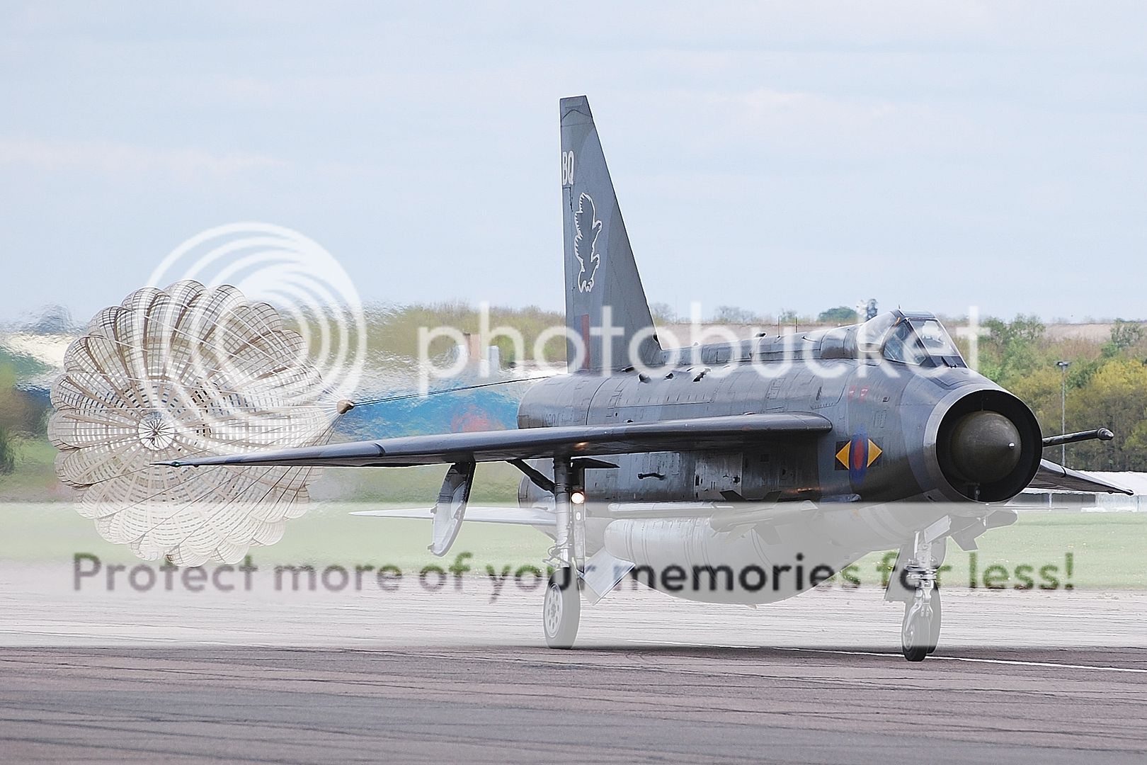 Just one Lightning ! - UK Airshow Review Forums