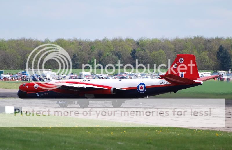 Canberra WT333 Operating Team, Bruntingthorpe - UK Airshow Review Forums