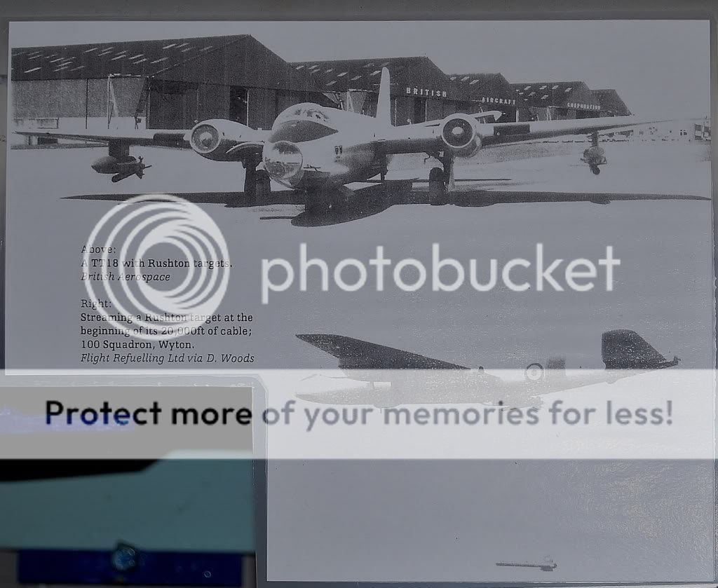 Canberra - target towing - UK Airshow Review Forums