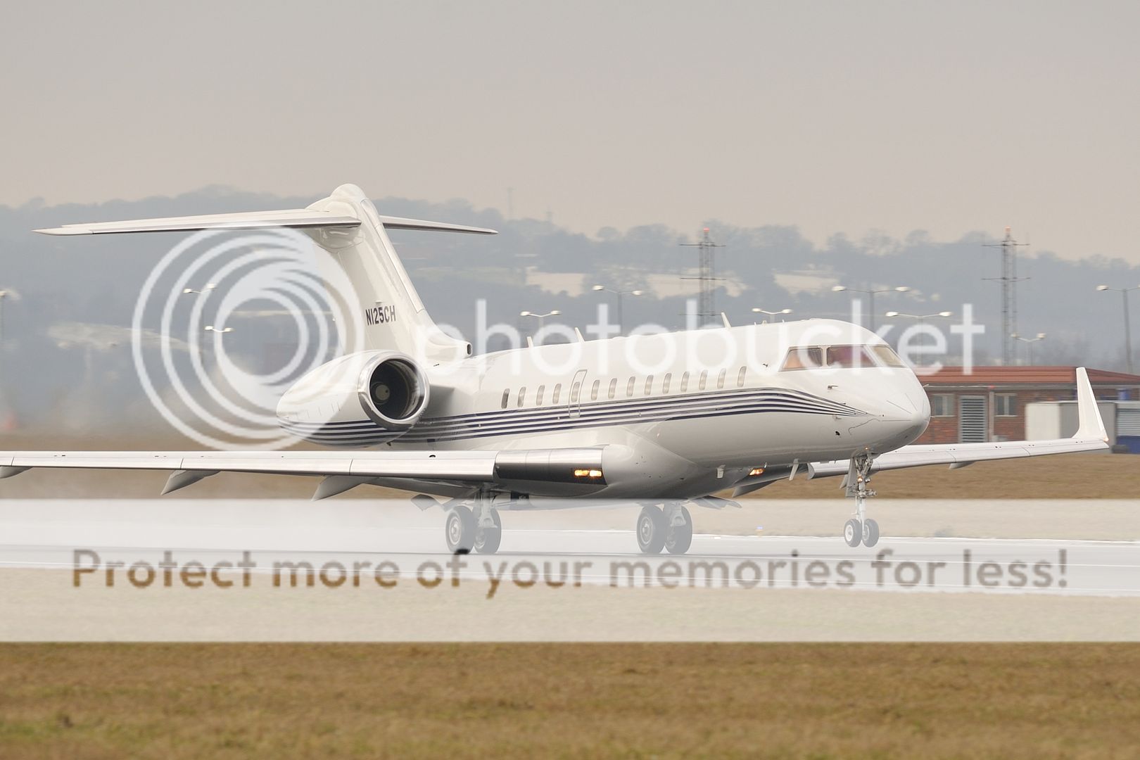 Mid Winters Day @ Luton ! - Civilian Aviation