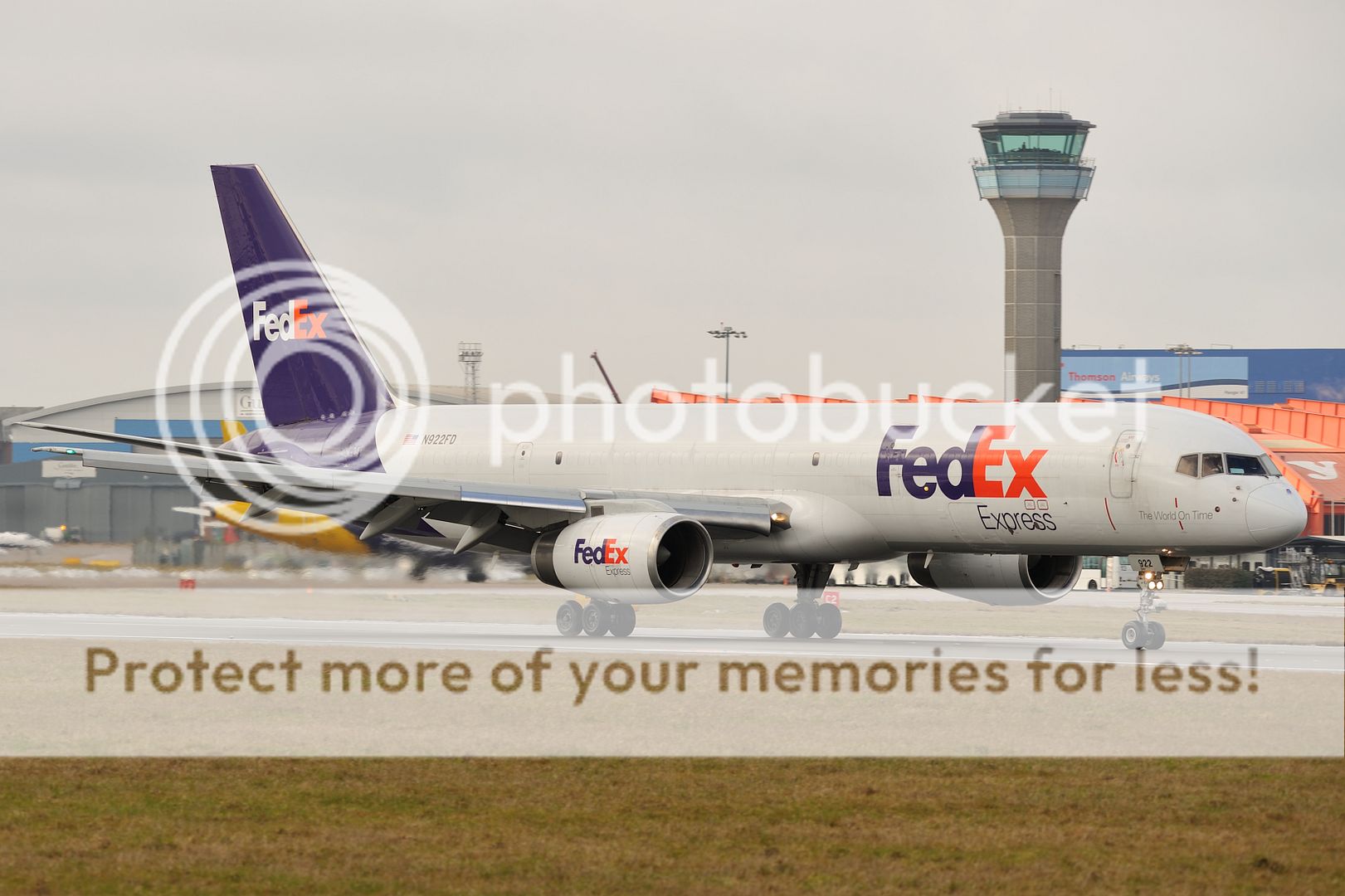 Mid Winters Day @ Luton ! - UK Airshow Review Forums