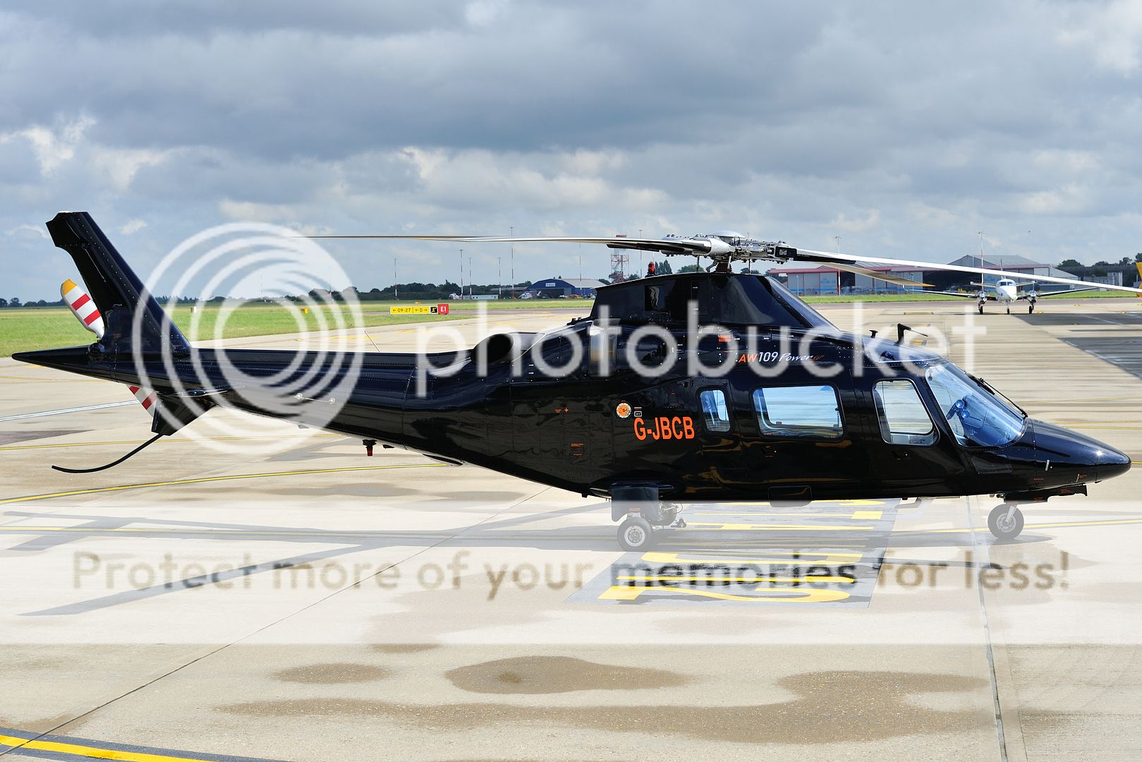 G-JBCB Parked in the afternoon light. - Civilian Aviation